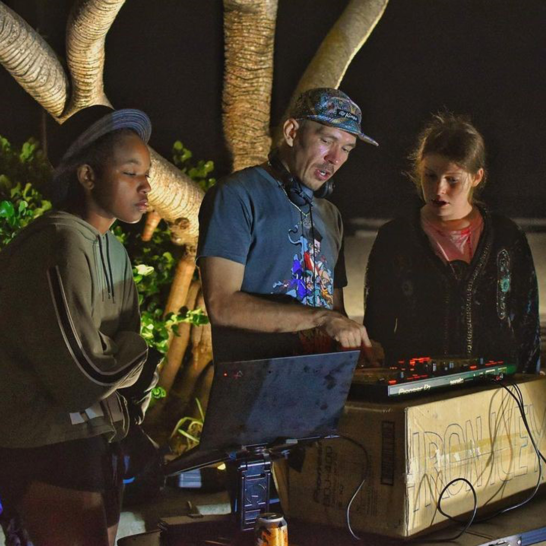 DJ LESSONS & WORKSHOPS – Creative Movement